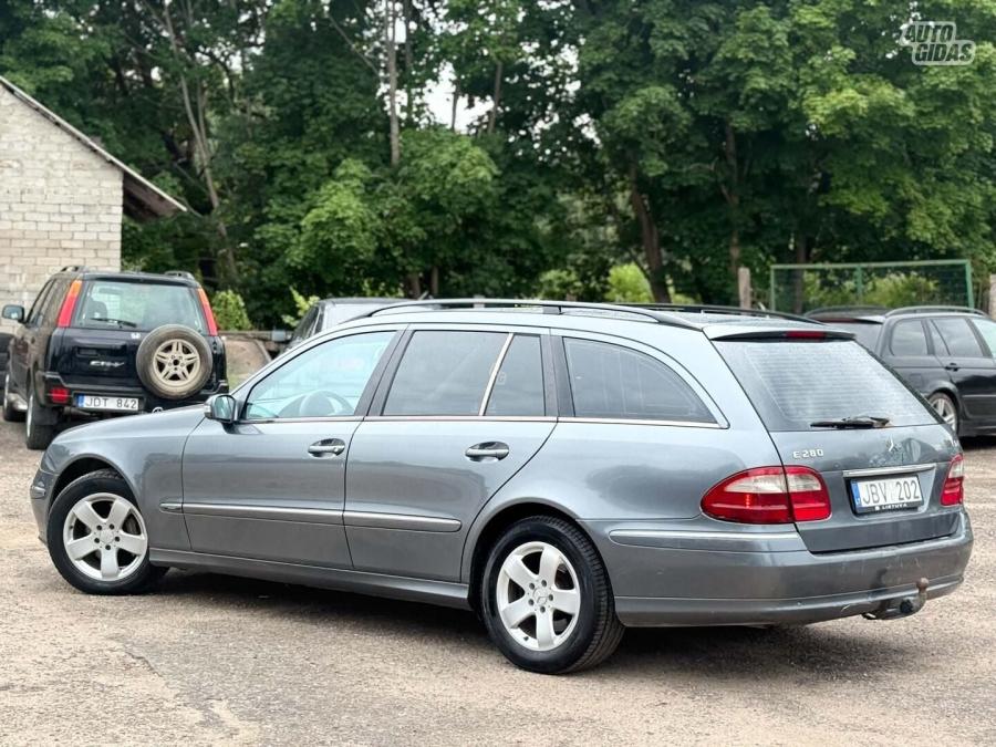 Mercedes-Benz E 320 2005 in Silute, with an engine capacity of 3.20 L and mileage of 430 thousand km for 1350 €, photo 8 on AUTOMOTO.COM.LV