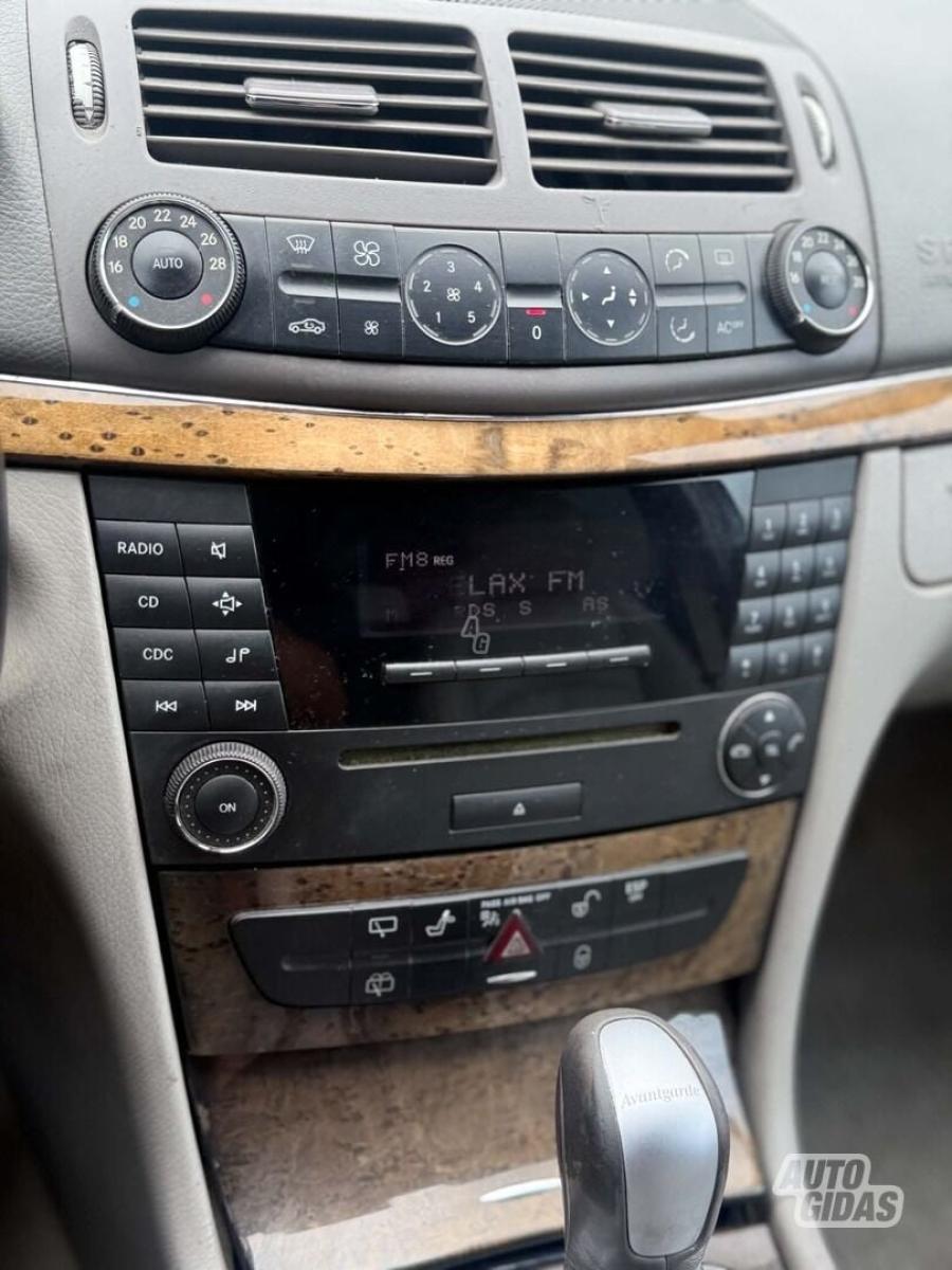Mercedes-Benz E 320 2005 in Silute, with an engine capacity of 3.20 L and mileage of 430 thousand km for 1350 €, photo 18 on AUTOMOTO.COM.LV