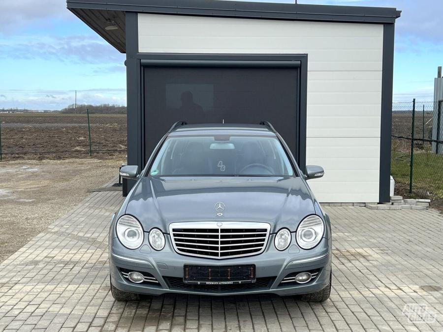 Mercedes-Benz E 320 2007 in Kaunas, with an engine capacity of 3.00 L and mileage of 327 thousand km for 2499 €, photo 7 on AUTOMOTO.COM.LV
