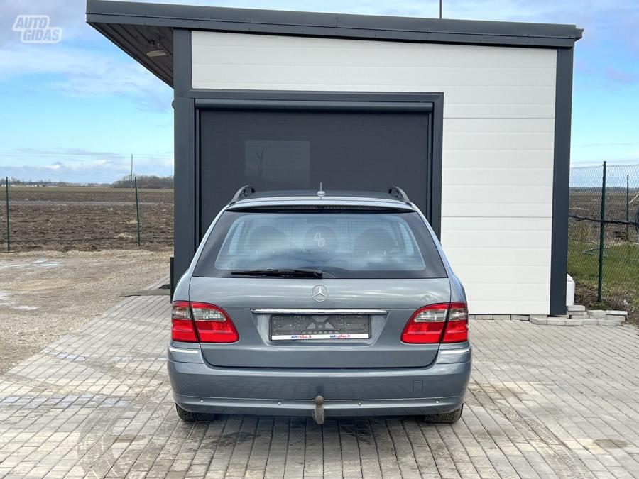 Mercedes-Benz E 320 2007 in Kaunas, with an engine capacity of 3.00 L and mileage of 327 thousand km for 2499 €, photo 8 on AUTOMOTO.COM.LV
