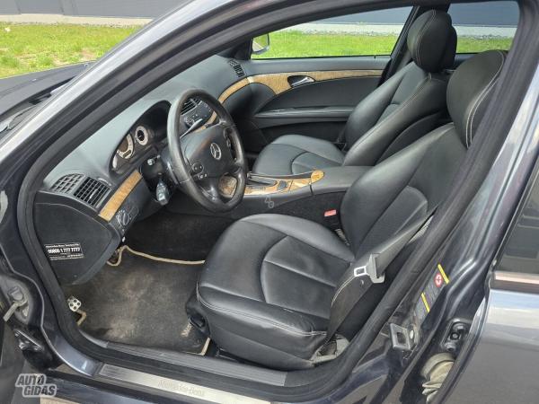Mercedes-Benz E 320 2008 Viļņa, ar dzinēja tilpumu 3.00 L un nobraukumu 273 tūkst. km par 3200 €, foto 9 vietnē AUTOMOTO.COM.LV