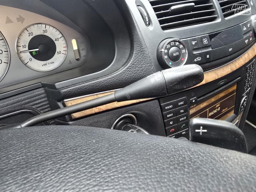 Mercedes-Benz E 320 2008 in Vilnius, with an engine capacity of 3.00 L and mileage of 273 thousand km for 3200 €, photo 20 on AUTOMOTO.COM.LV