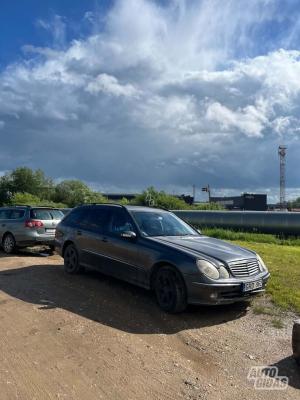 Мерседес Е 320 2008 в Каунас, объемом двигателя 3.20 л и пробегом 100 тыс. км за 999 €, фото 4 на AUTOMOTO.COM.LV