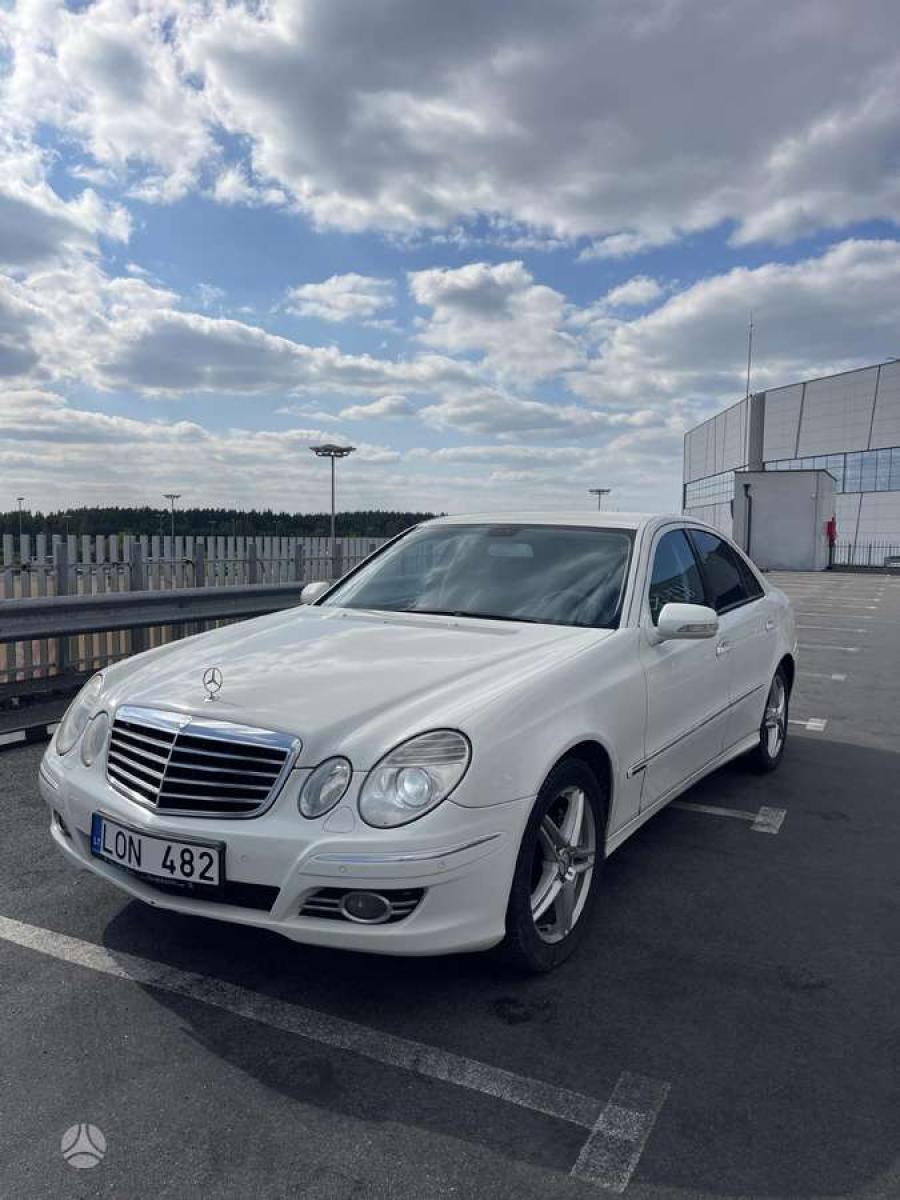Balts Mercedes-Benz E 320 2007 Viļņa, ar dzinēja tilpumu 3.00 L un nobraukumu 360 tūkst. km par 3700 €, foto 1 vietnē AUTOMOTO.COM.LV