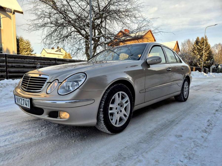 Dzeltens Mercedes-Benz E 320 2004 Šilutė, ar dzinēja tilpumu 3.20 L un nobraukumu 200 tūkst. km par 2600 €, foto 3 vietnē AUTOMOTO.COM.LV