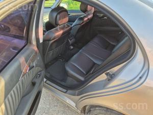 Yellow Mercedes-Benz E 320 2006 in Daugavpils, with an engine capacity of 3.00 L and mileage of 371 thousand km for 4500 €, photo 5 on AUTOMOTO.COM.LV