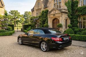 Melns Mercedes-Benz E 350 2010 Rīga, ar dzinēja tilpumu 3.00 L un nobraukumu 177 tūkst. km par 16990 €, foto 3 vietnē AUTOMOTO.COM.LV