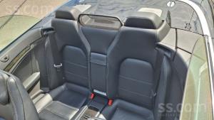 Black Mercedes-Benz E 350 2010 in Riga, with an engine capacity of 3.00 L and mileage of 178 thousand km for 14777 €, photo 7 on AUTOMOTO.COM.LV