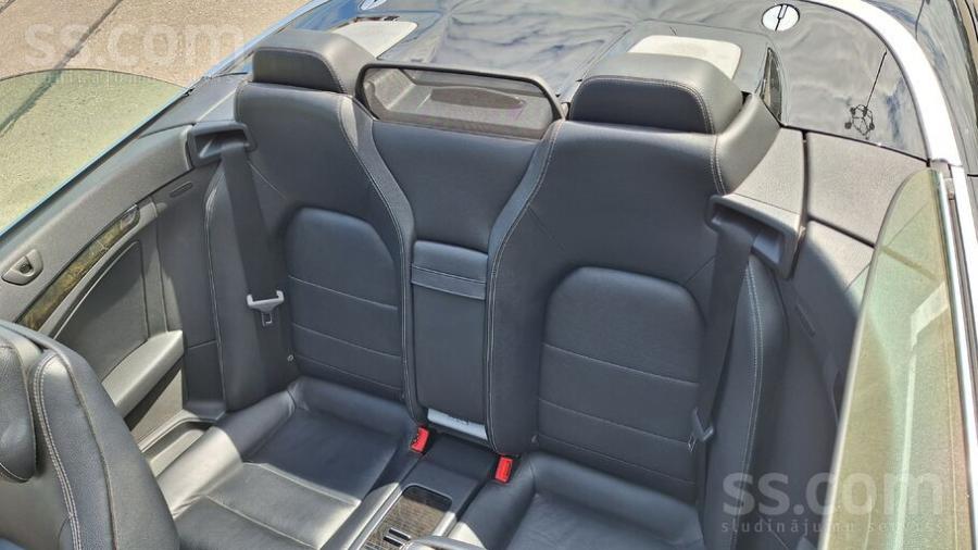 Black Mercedes-Benz E 350 2010 in Riga, with an engine capacity of 3.00 L and mileage of 178 thousand km for 14777 €, photo 7 on AUTOMOTO.COM.LV