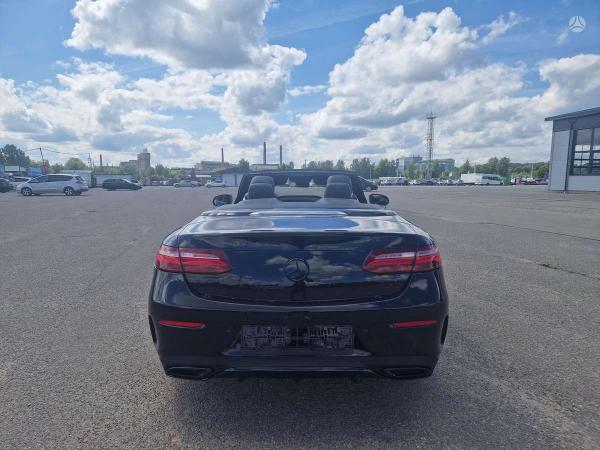 Black Mercedes-Benz E 350 2017 in Panevezys, with an engine capacity of 2.99 L and mileage of 300 thousand km for 26990 €, photo 5 on AUTOMOTO.COM.LV
