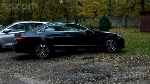 Black Mercedes-Benz E 350 2009 in Riga, with an engine capacity of 3.00 L and mileage of 293 thousand km for 8000 €, photo 3 on AUTOMOTO.COM.LV
