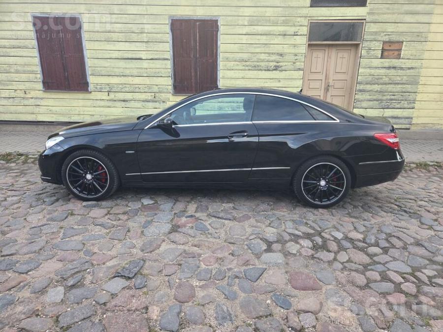 Melns Mercedes-Benz E 350 2009 Jelgava, ar dzinēja tilpumu 3.50 L un nobraukumu 248 tūkst. km par 11300 €, foto 1 vietnē AUTOMOTO.COM.LV