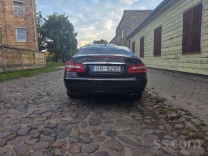 Melns Mercedes-Benz E 350 2009 Jelgava, ar dzinēja tilpumu 3.50 L un nobraukumu 248 tūkst. km par 11300 €, foto 8 vietnē AUTOMOTO.COM.LV
