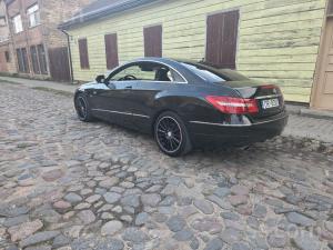 Melns Mercedes-Benz E 350 2009 Jelgava, ar dzinēja tilpumu 3.50 L un nobraukumu 248 tūkst. km par 11300 €, foto 9 vietnē AUTOMOTO.COM.LV