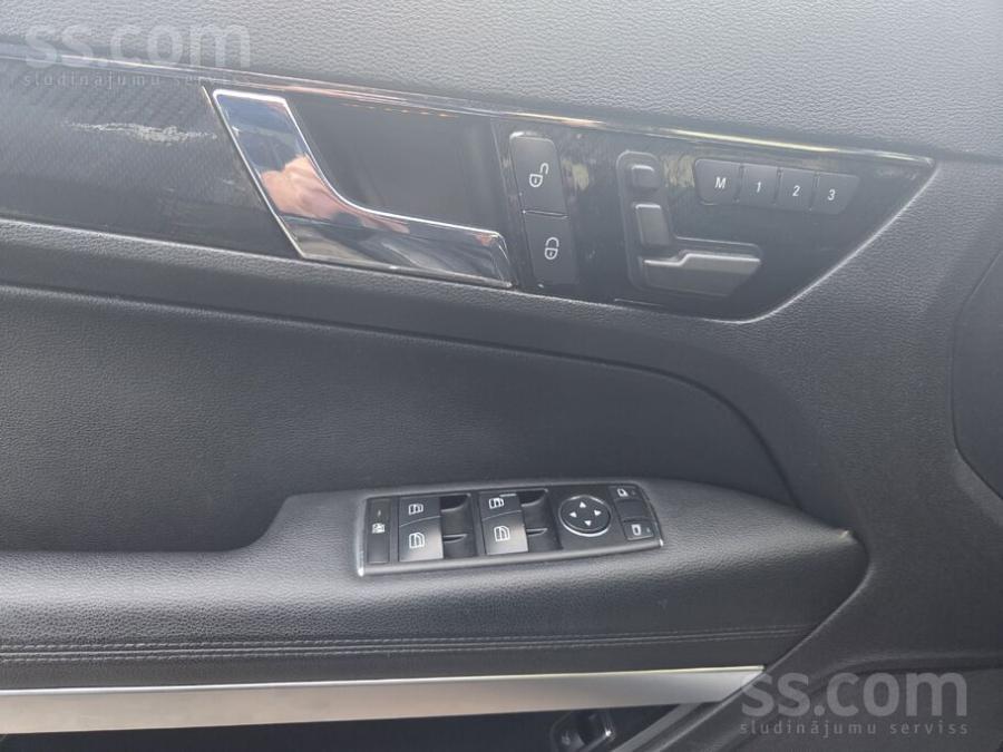 Melns Mercedes-Benz E 350 2009 Jelgava, ar dzinēja tilpumu 3.50 L un nobraukumu 248 tūkst. km par 11300 €, foto 18 vietnē AUTOMOTO.COM.LV