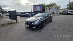 Black Mercedes-Benz E 350 2009 in Riga, with an engine capacity of 3.00 L and mileage of 297 thousand km for 6990 €, photo  on AUTOMOTO.COM.LV