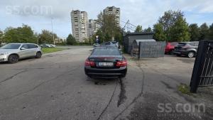 Black Mercedes-Benz E 350 2009 in Riga, with an engine capacity of 3.00 L and mileage of 297 thousand km for 6990 €, photo 8 on AUTOMOTO.COM.LV