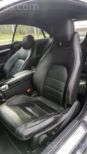 Black Mercedes-Benz E 350 2009 in Riga, with an engine capacity of 3.00 L and mileage of 297 thousand km for 6990 €, photo 23 on AUTOMOTO.COM.LV