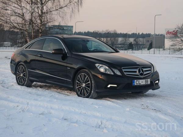 Melns Mercedes-Benz E 350 2010 Rīga, ar dzinēja tilpumu 3.00 L un nobraukumu 310 tūkst. km par 9890 €, foto 2 vietnē AUTOMOTO.COM.LV