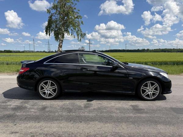 Melns Mercedes-Benz E 350 2010 Šauļi, ar dzinēja tilpumu 2.99 L un nobraukumu 280 tūkst. km par 7000 €, foto 3 vietnē AUTOMOTO.COM.LV
