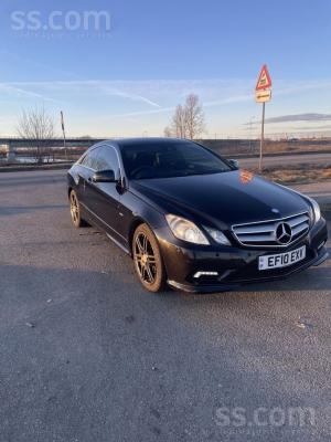 Melns Mercedes-Benz E 350 2010 Rīga, ar dzinēja tilpumu 3.00 L un nobraukumu 360 tūkst. km par 3650 €, foto  vietnē AUTOMOTO.COM.LV