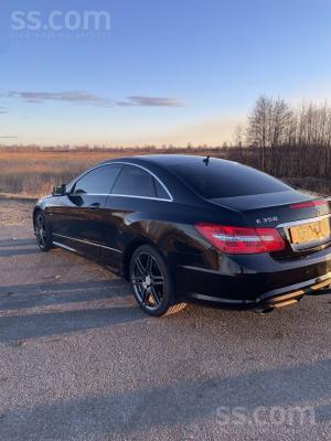 Melns Mercedes-Benz E 350 2010 Rīga, ar dzinēja tilpumu 3.00 L un nobraukumu 360 tūkst. km par 3650 €, foto 4 vietnē AUTOMOTO.COM.LV