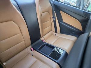 Melns Mercedes-Benz E 350 2010 Viļņa, ar dzinēja tilpumu 3.00 L un nobraukumu 285 tūkst. km par 4700 €, foto 8 vietnē AUTOMOTO.COM.LV