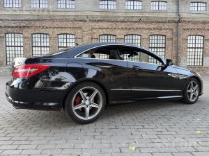 Black Mercedes-Benz E 350 2010 in Riga, with an engine capacity of 3.50 L and mileage of 250 thousand km for 12300 €, photo  on AUTOMOTO.COM.LV