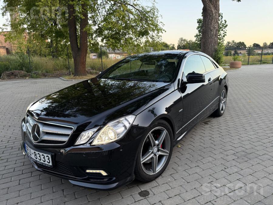 Black Mercedes-Benz E 350 2010 in Riga, with an engine capacity of 3.50 L and mileage of 250 thousand km for 12300 €, photo 3 on AUTOMOTO.COM.LV