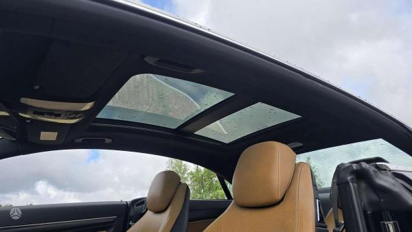 Mercedes-Benz E 350 2010 Jurbarkas vietnē Melns Mercedes-Benz E 350 2010 Jurbarkas, ar dzinēja tilpumu 2.99 L un nobraukumu 280 tūkst. km par 6900 €, foto 11 vietnē AUTOMOTO.COM.LV