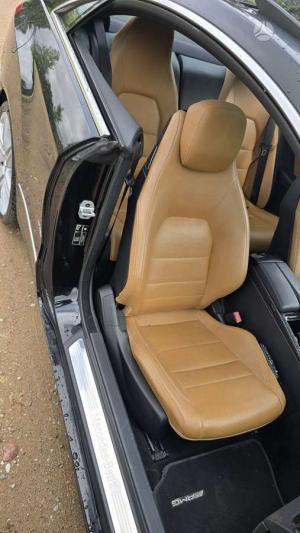 Black Mercedes-Benz E 350 2010 in Jurbarkas, with an engine capacity of 2.99 L and mileage of 280 thousand km for 6900 €, photo 13 on AUTOMOTO.COM.LV