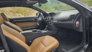 Black Mercedes-Benz E 350 2010 in Jurbarkas, with an engine capacity of 2.99 L and mileage of 280 thousand km for 6900 €, photo 14 on AUTOMOTO.COM.LV