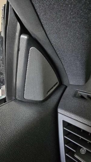 Black Mercedes-Benz E 350 2010 in Jurbarkas, with an engine capacity of 2.99 L and mileage of 280 thousand km for 6900 €, photo 18 on AUTOMOTO.COM.LV