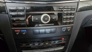 Black Mercedes-Benz E 350 2010 in Jurbarkas, with an engine capacity of 2.99 L and mileage of 280 thousand km for 6900 €, photo 21 on AUTOMOTO.COM.LV
