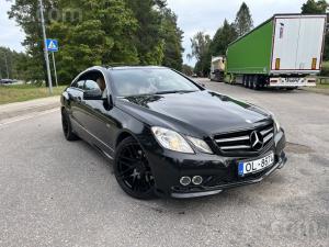 Melns Mercedes-Benz E 350 2010 Rīga, ar dzinēja tilpumu 3.00 L un nobraukumu 336 tūkst. km par 9500 €, foto 3 vietnē AUTOMOTO.COM.LV