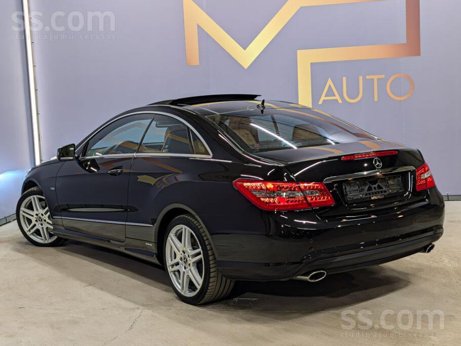 Черный Мерседес E 350 2010 в Юрмала, объемом двигателя 3.00 л и пробегом 350 тыс. км за 9950 €, фото 3 на AUTOMOTO.COM.LV