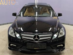 Черный Мерседес E 350 2010 в Юрмала, объемом двигателя 3.00 л и пробегом 350 тыс. км за 9950 €, фото 12 на AUTOMOTO.COM.LV
