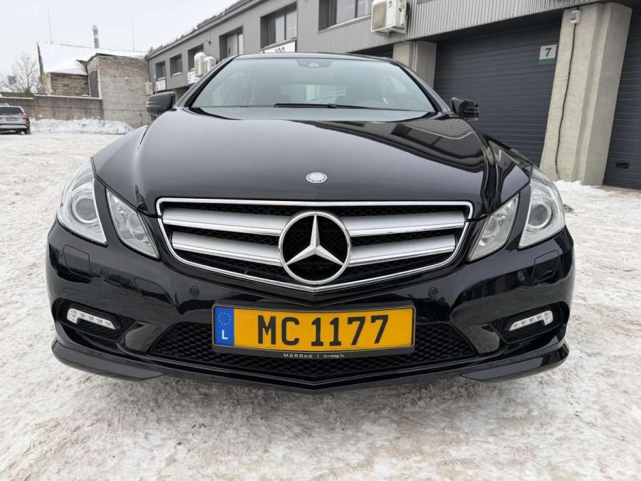 Melns Mercedes-Benz E 350 2011 Šauļi, ar dzinēja tilpumu 2.99 L un nobraukumu 238 tūkst. km par 7700 €, foto 11 vietnē AUTOMOTO.COM.LV
