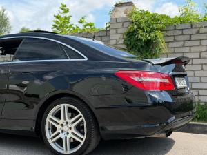 Черный Мерседес E 350 2011 в Каунас, объемом двигателя 3.00 л и пробегом 280 тыс. км за 8000 €, фото 10 на AUTOMOTO.COM.LV