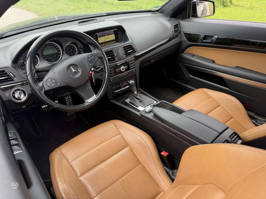 Melns Mercedes-Benz E 350 2011 Vilkaviškis, ar dzinēja tilpumu 3.00 L un nobraukumu 185 tūkst. km par 6499 €, foto 7 vietnē AUTOMOTO.COM.LV