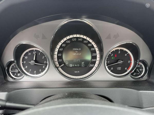 Melns Mercedes-Benz E 350 2011 Vilkaviškis, ar dzinēja tilpumu 3.00 L un nobraukumu 185 tūkst. km par 6499 €, foto 8 vietnē AUTOMOTO.COM.LV