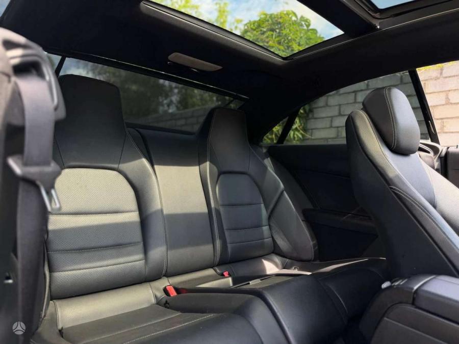 Black Mercedes-Benz E 350 2011 in Kaunas, with an engine capacity of 2.99 L and mileage of 277 thousand km for 8000 €, photo 29 on AUTOMOTO.COM.LV