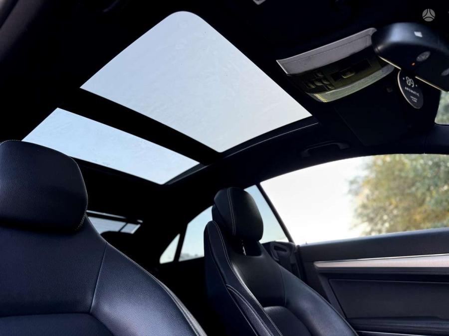 Melns Mercedes-Benz E 350 2011 Kauņa, ar dzinēja tilpumu 2.99 L un nobraukumu 277 tūkst. km par 8000 €, foto 43 vietnē AUTOMOTO.COM.LV