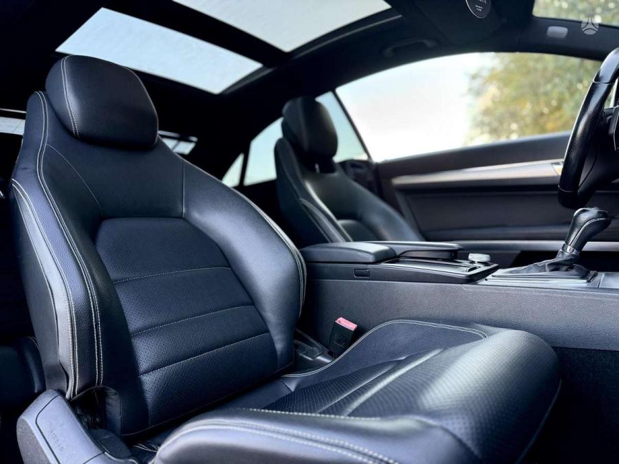 Melns Mercedes-Benz E 350 2011 Kauņa, ar dzinēja tilpumu 2.99 L un nobraukumu 277 tūkst. km par 8000 €, foto 45 vietnē AUTOMOTO.COM.LV