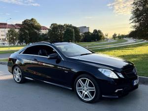 Melns Mercedes-Benz E 350 2011 Kauņa, ar dzinēja tilpumu 2.99 L un nobraukumu 277 tūkst. km par 8000 €, foto 3 vietnē AUTOMOTO.COM.LV
