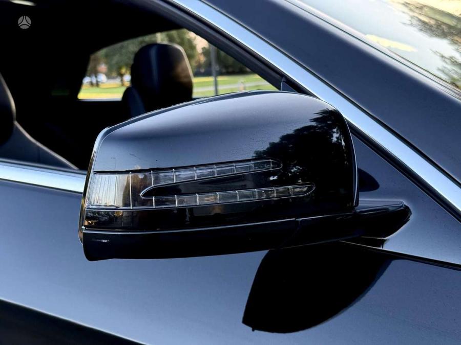 Melns Mercedes-Benz E 350 2011 Kauņa, ar dzinēja tilpumu 2.99 L un nobraukumu 277 tūkst. km par 8000 €, foto 7 vietnē AUTOMOTO.COM.LV