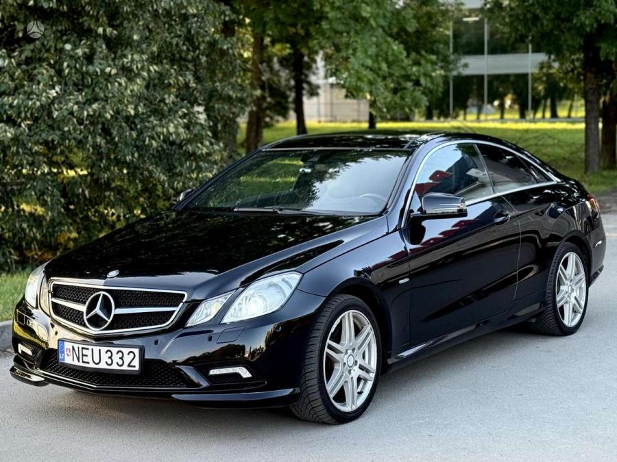 Melns Mercedes-Benz E 350 2011 Kauņa, ar dzinēja tilpumu 2.99 L un nobraukumu 277 tūkst. km par 8000 €, foto 8 vietnē AUTOMOTO.COM.LV