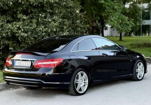 Melns Mercedes-Benz E 350 2011 Kauņa, ar dzinēja tilpumu 2.99 L un nobraukumu 277 tūkst. km par 8000 €, foto 10 vietnē AUTOMOTO.COM.LV