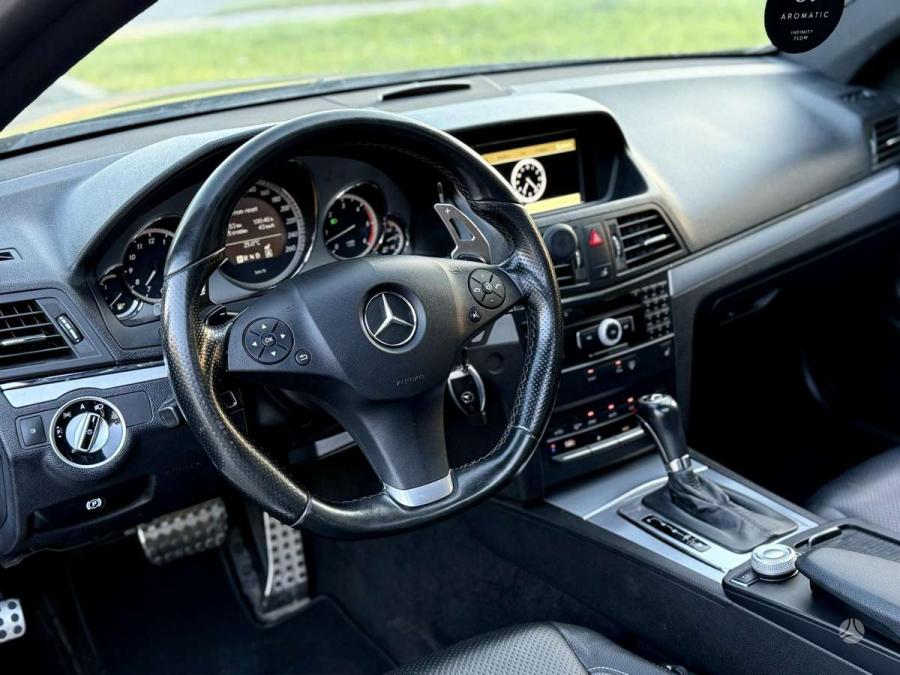 Melns Mercedes-Benz E 350 2011 Kauņa, ar dzinēja tilpumu 2.99 L un nobraukumu 277 tūkst. km par 8000 €, foto 20 vietnē AUTOMOTO.COM.LV