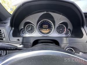 Melns Mercedes-Benz E 350 2012 Rīga, ar dzinēja tilpumu 3.00 L un nobraukumu 303 tūkst. km par 8760 €, foto 9 vietnē AUTOMOTO.COM.LV
